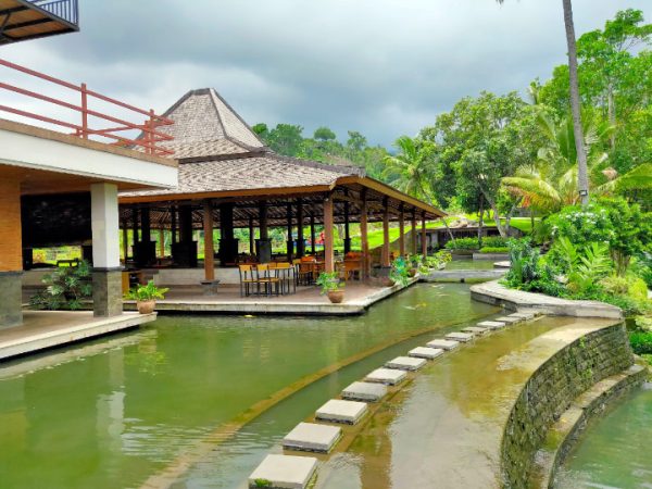 Aling-aling Waterfall: Lokasi, Jam Buka & Harga Tiket Masuk 2025