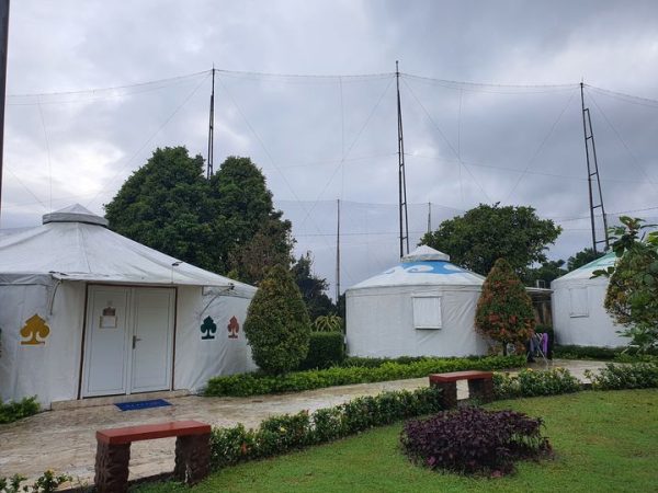 10 Resort di Bogor yang Bagus & Terkenal 2025