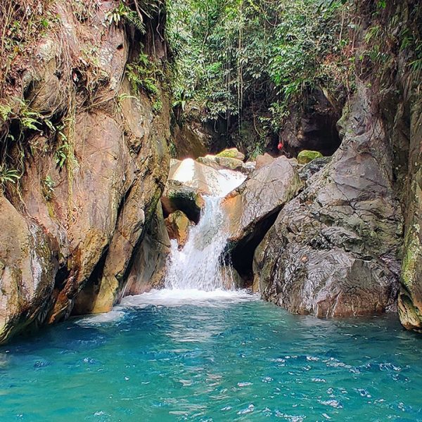 10 Curug di Sentul Bogor Terbaik & Sedang Hits 2024