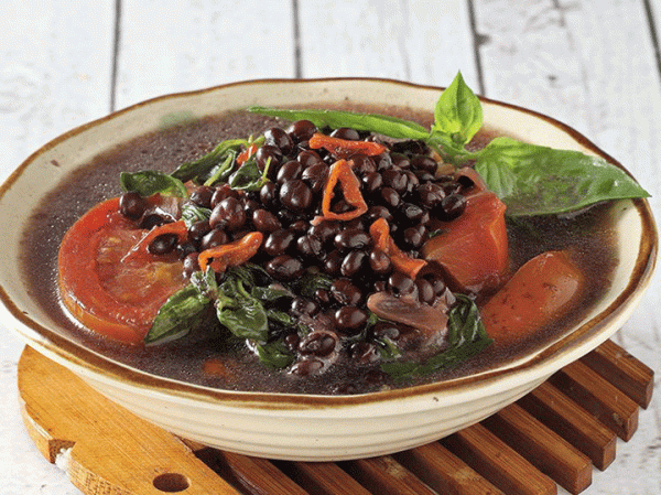 10 Makanan Khas NTB yang Wajib Dicoba saat Liburan di NTB