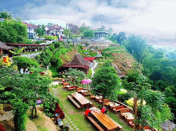 10 Cafe di Trawas Murah dan Hits dengan View Bagus