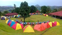 14 Tempat Camping di Bogor yang Lagi Hits dengan View Gunung