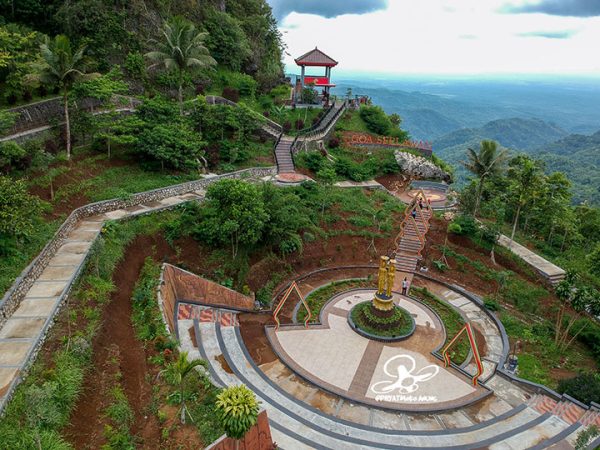 10 Tempat Wisata di Purworejo Terpopuler yang Sedang Hits 2025