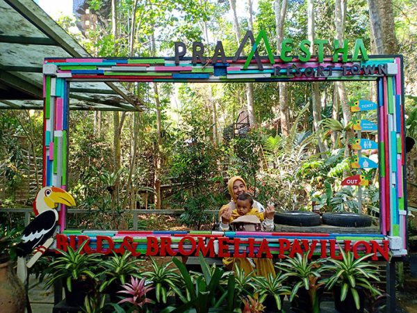 Bird Pavilion: Lokasi, Daya Tarik & Harga Tiket Masuk 2025